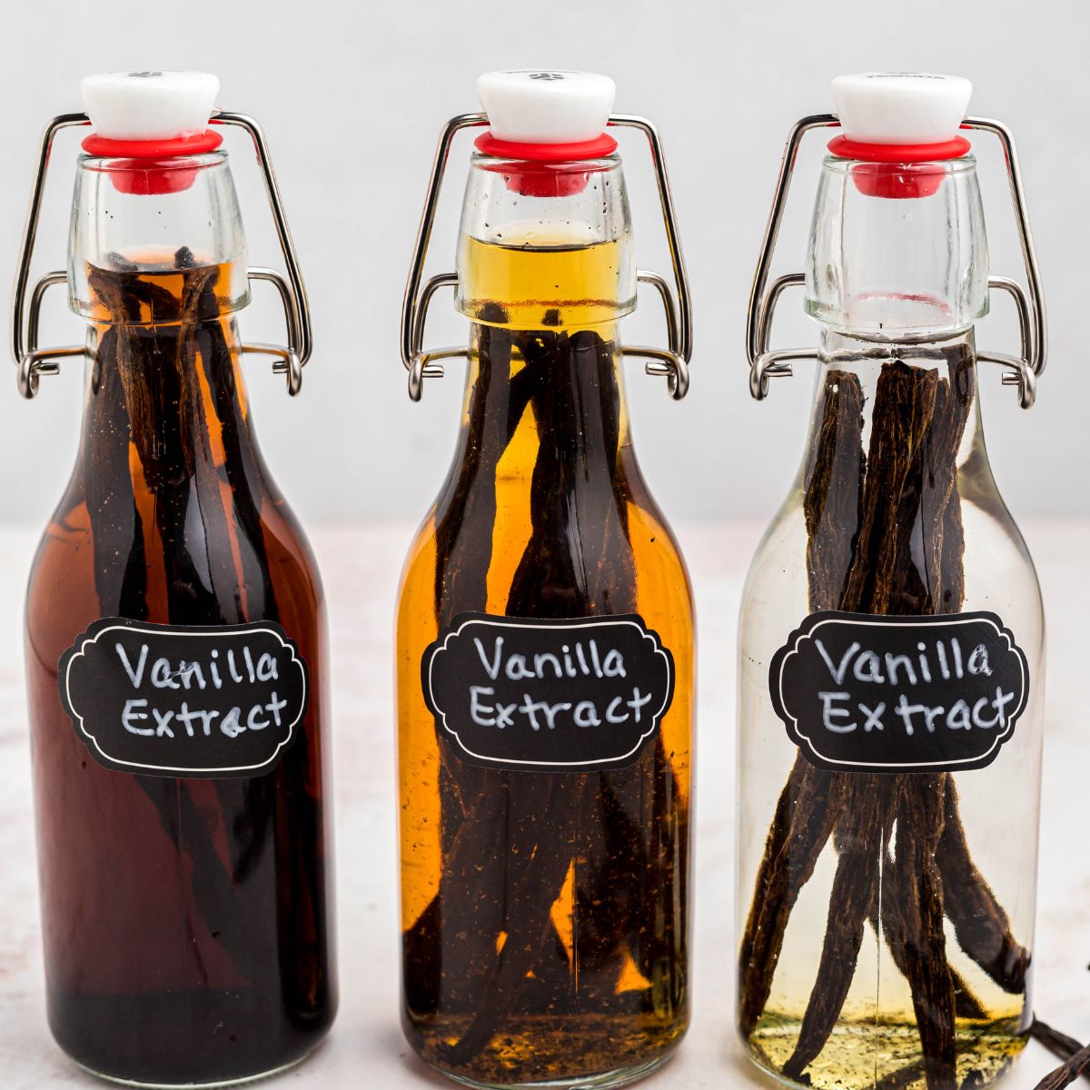 Homemade Vanilla Extract - Celebrating Simply