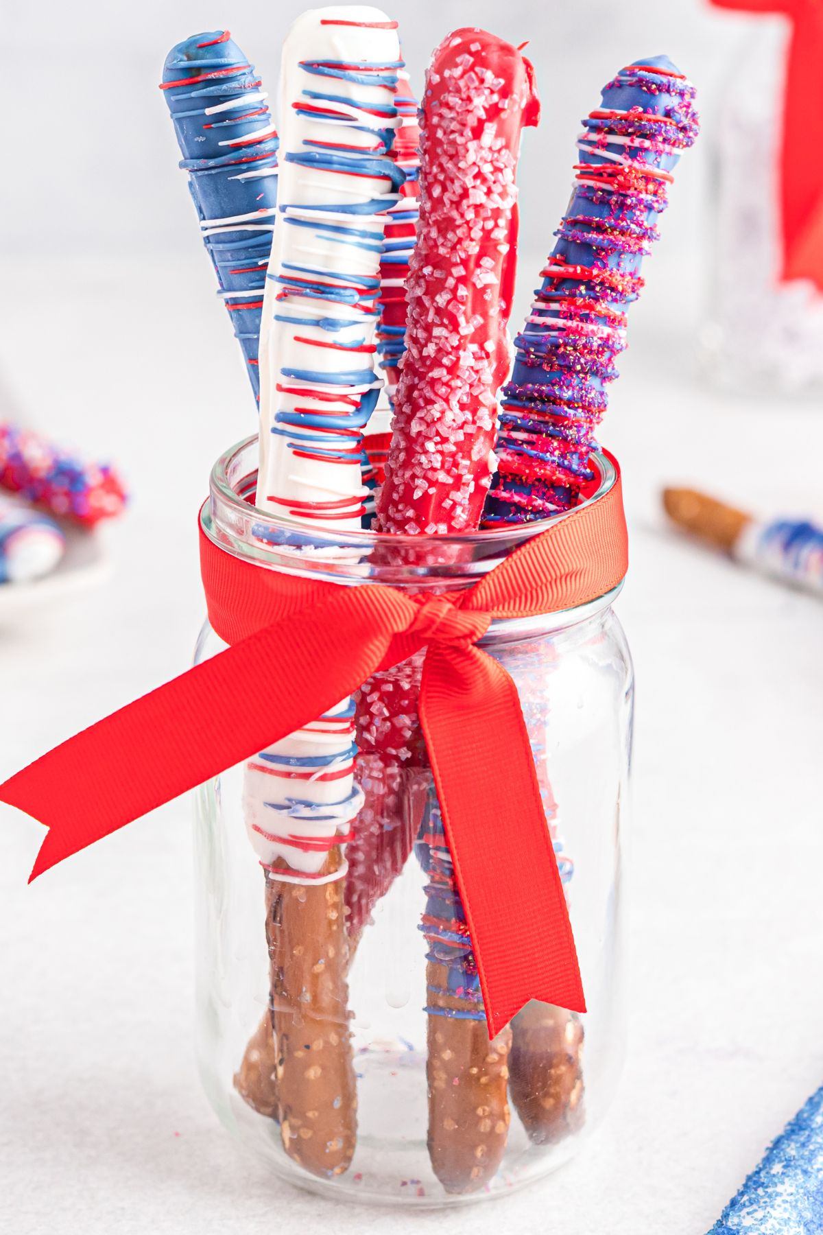 Easy Patriotic Pretzels - Celebrating Simply